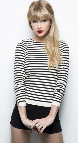 [Request] Taylor Swift | Scrolller