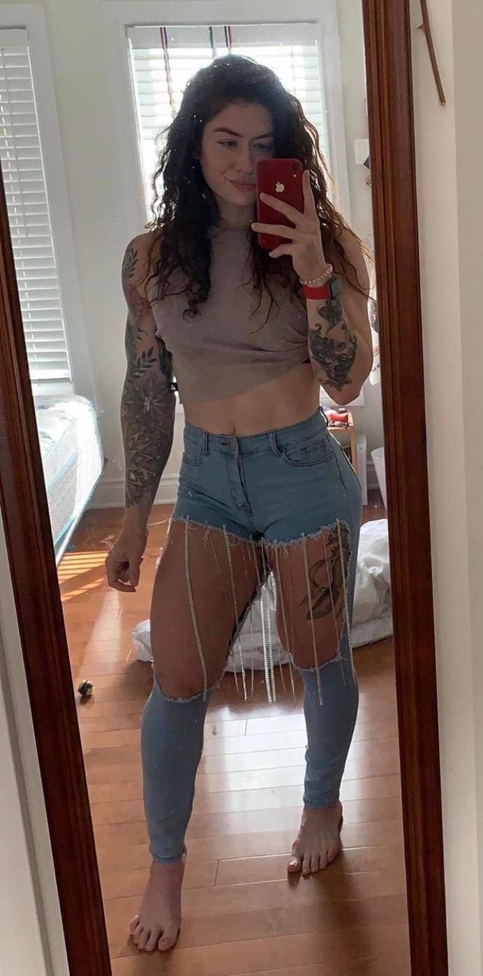 Ripped jeans | Scrolller