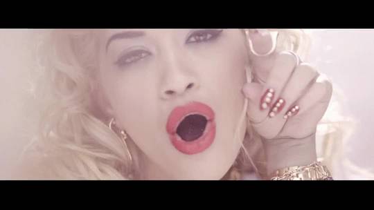 Rita Ora gets a facial | Scrolller