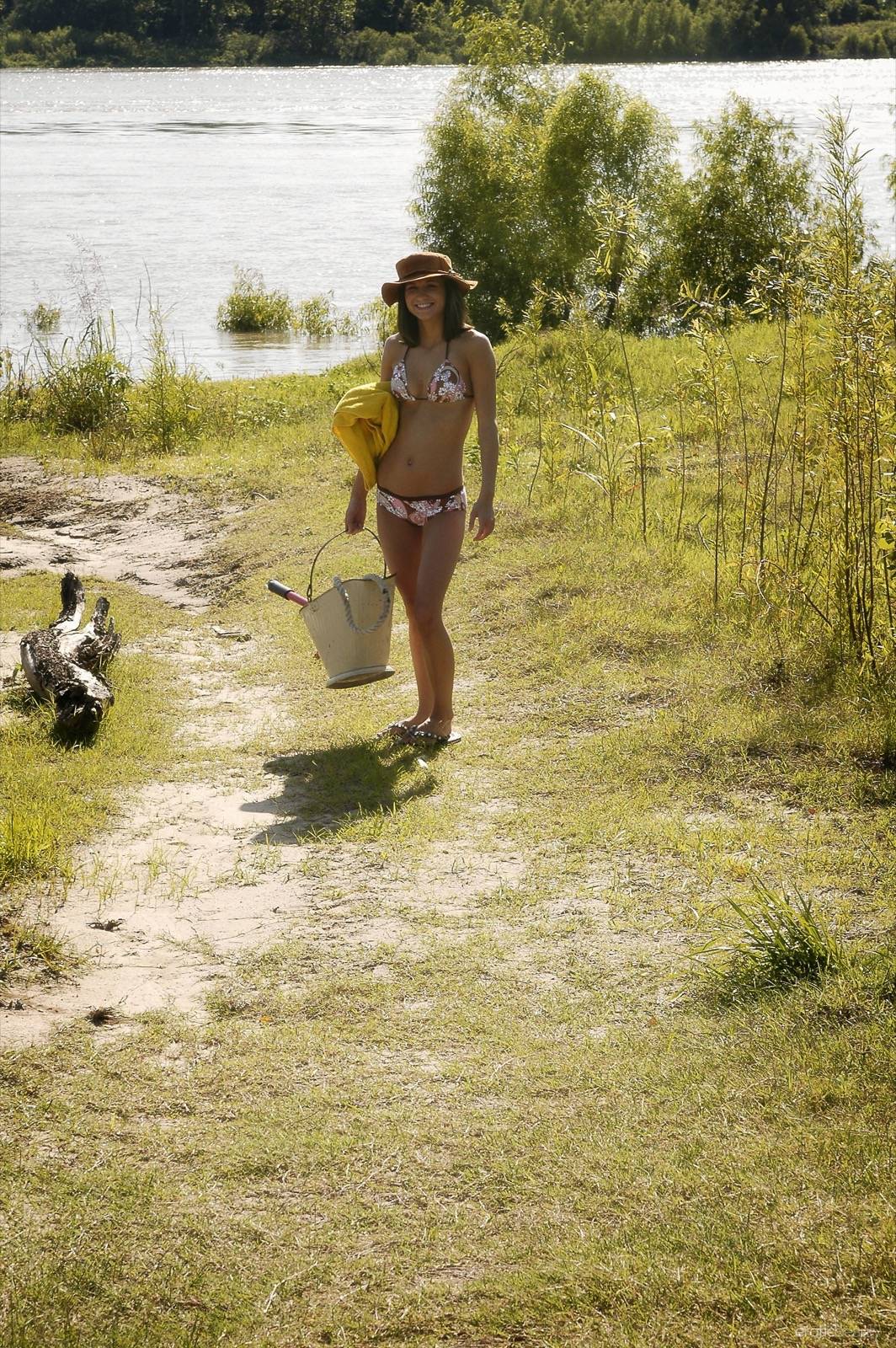 Riverside | Scrolller