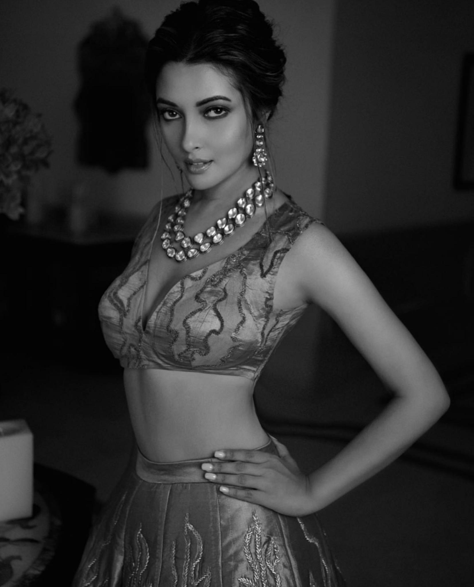 Riya Sen. What would you do to her? | Scrolller