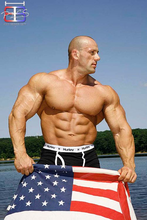 Robert Burneika | Scrolller