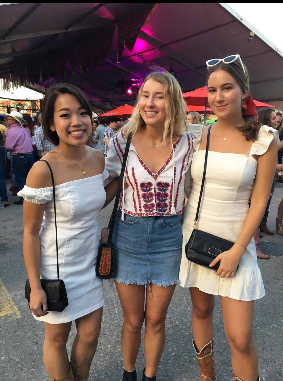 Rodeo Hoes | Scrolller