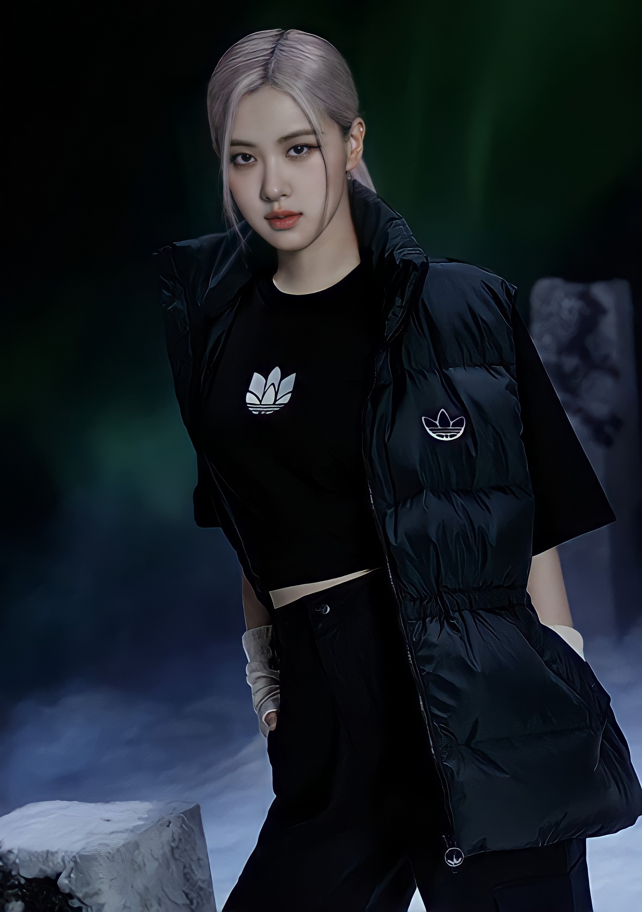 Rosé Scrolller