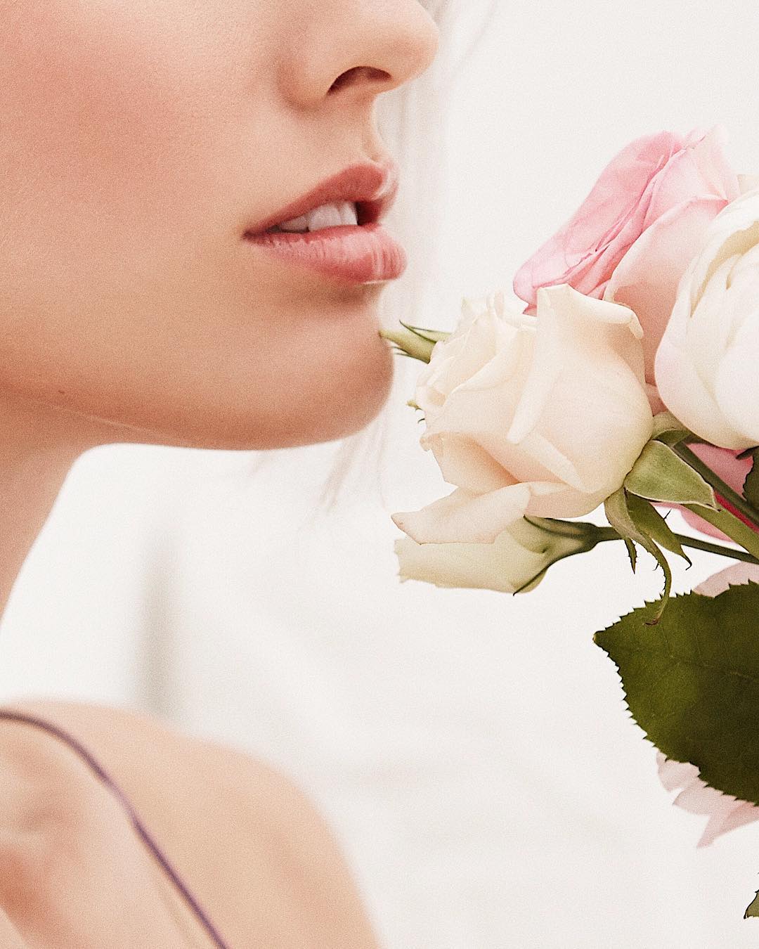 Rosy Lips | Scrolller