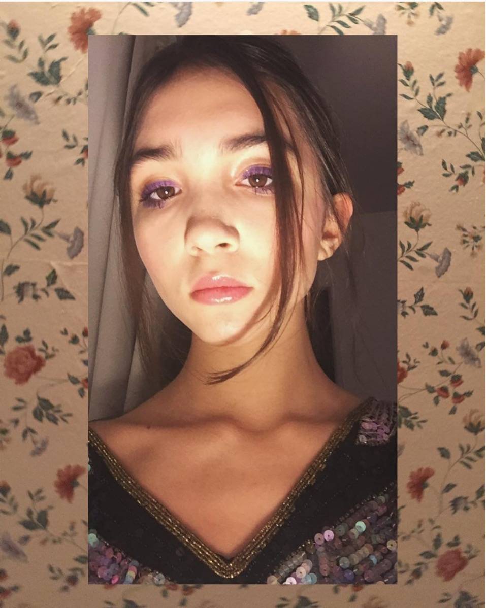 Rowan Looks | Scrolller