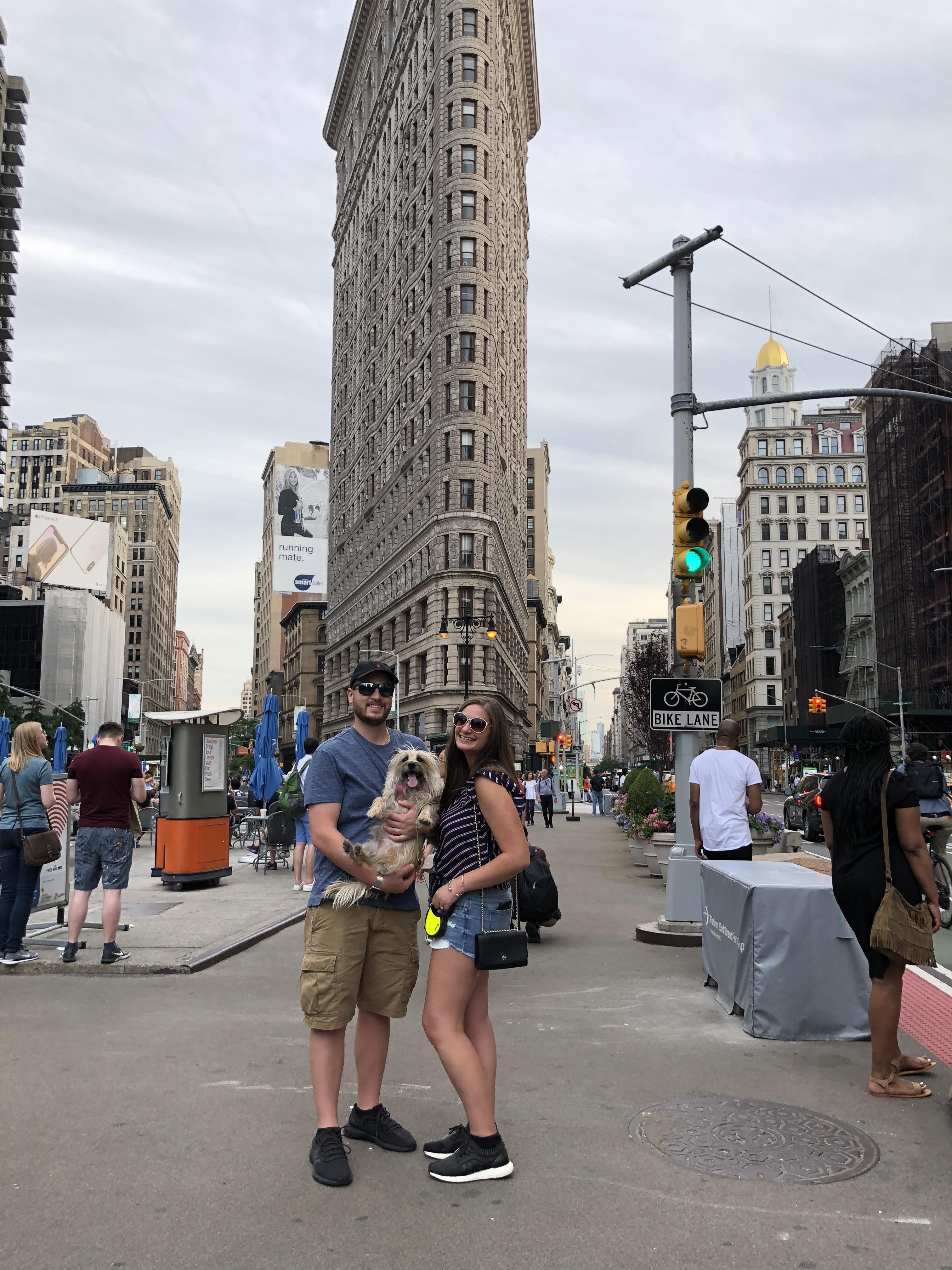 Roxy loves New York City 🍎 | Scrolller