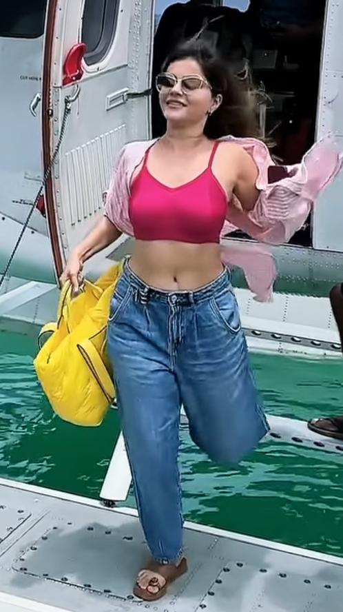 Rubina Dilaik reached Maldives | Scrolller