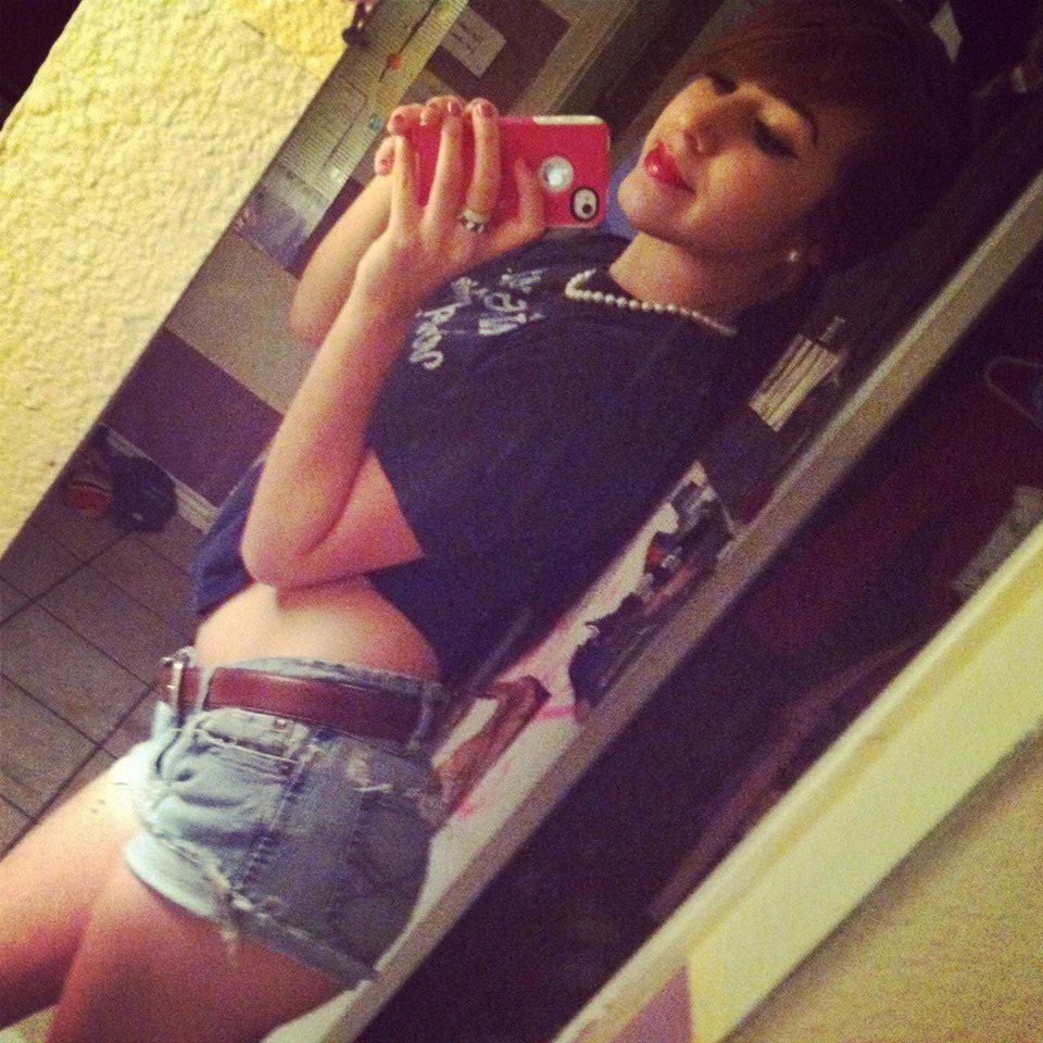 Ruby red lips | Scrolller