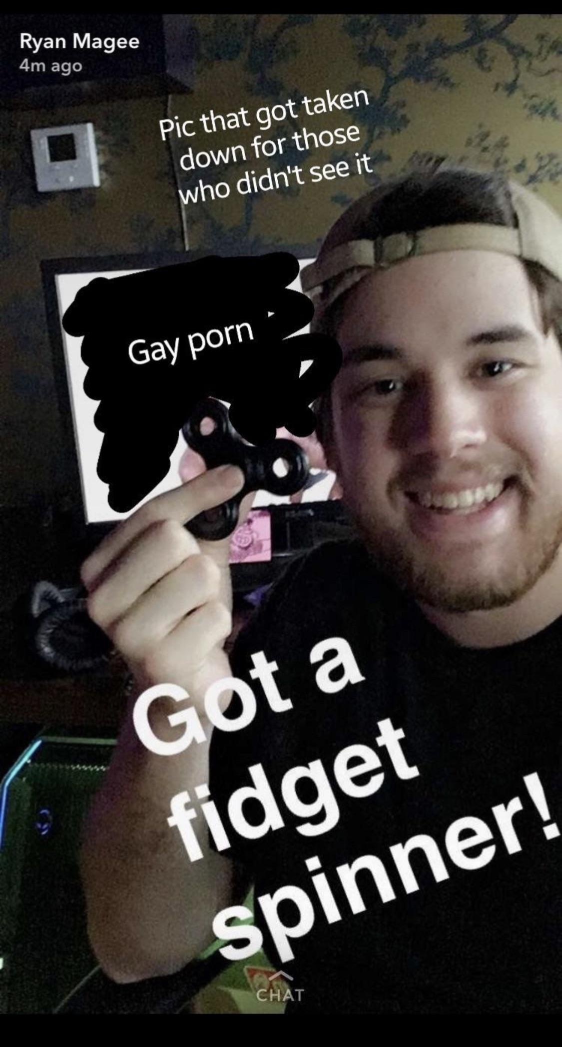 Ryan got a Fidget Spinner! Cira 2017 | Scrolller