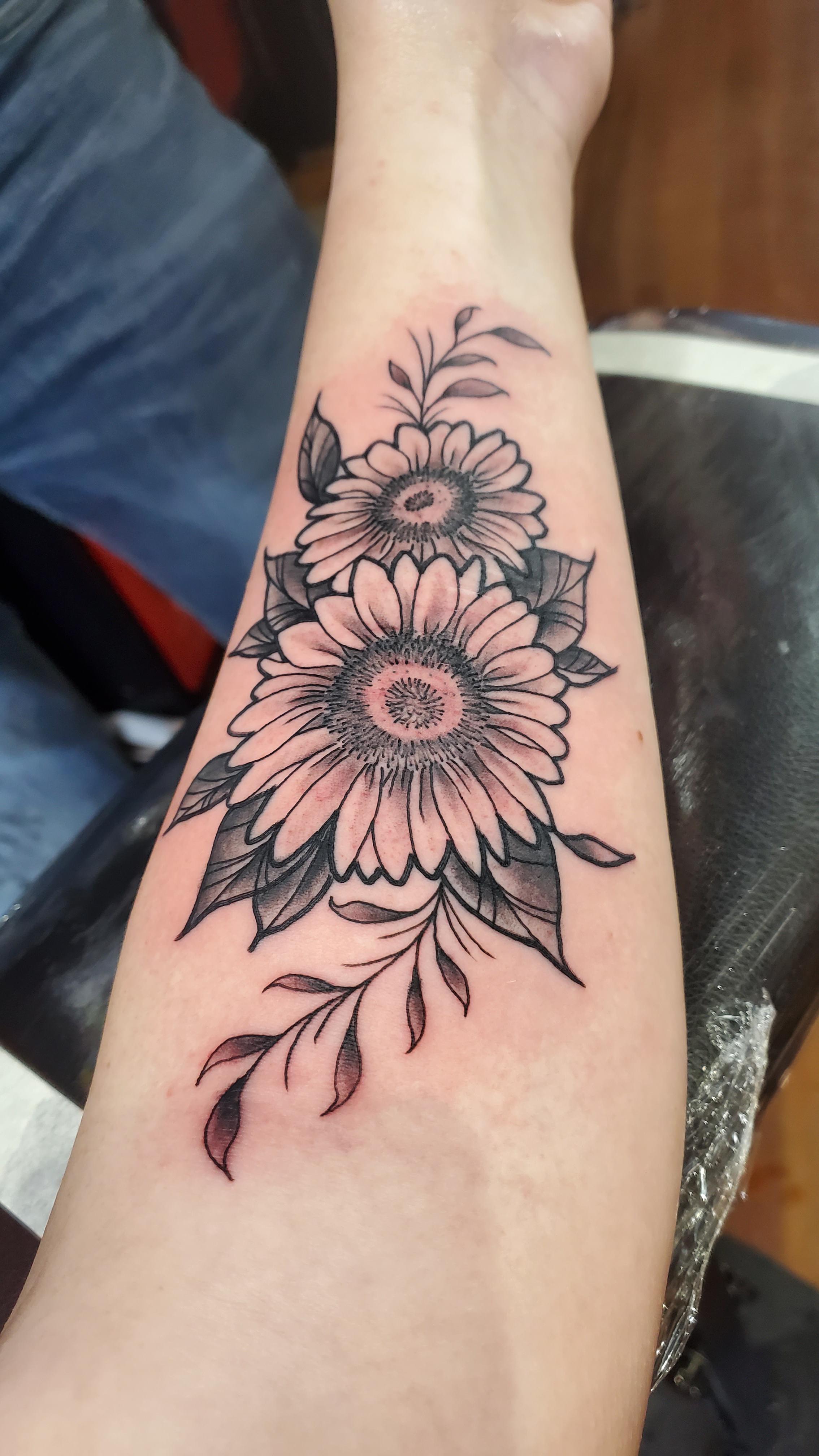 Ryan Simon at Moth Studio in Springfield, MO. | Scrolller