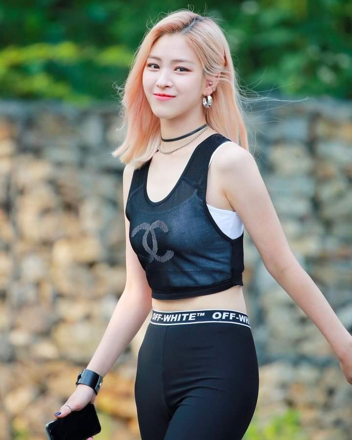 Ryujin - ITZY | Scrolller