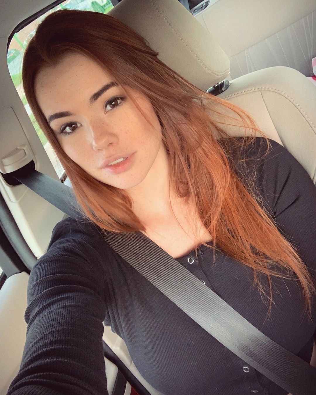 Sabrina Lynn | Scrolller