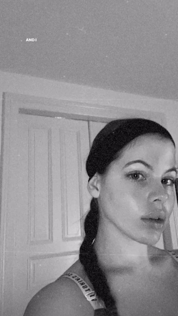 Sadie looking naughty | Scrolller