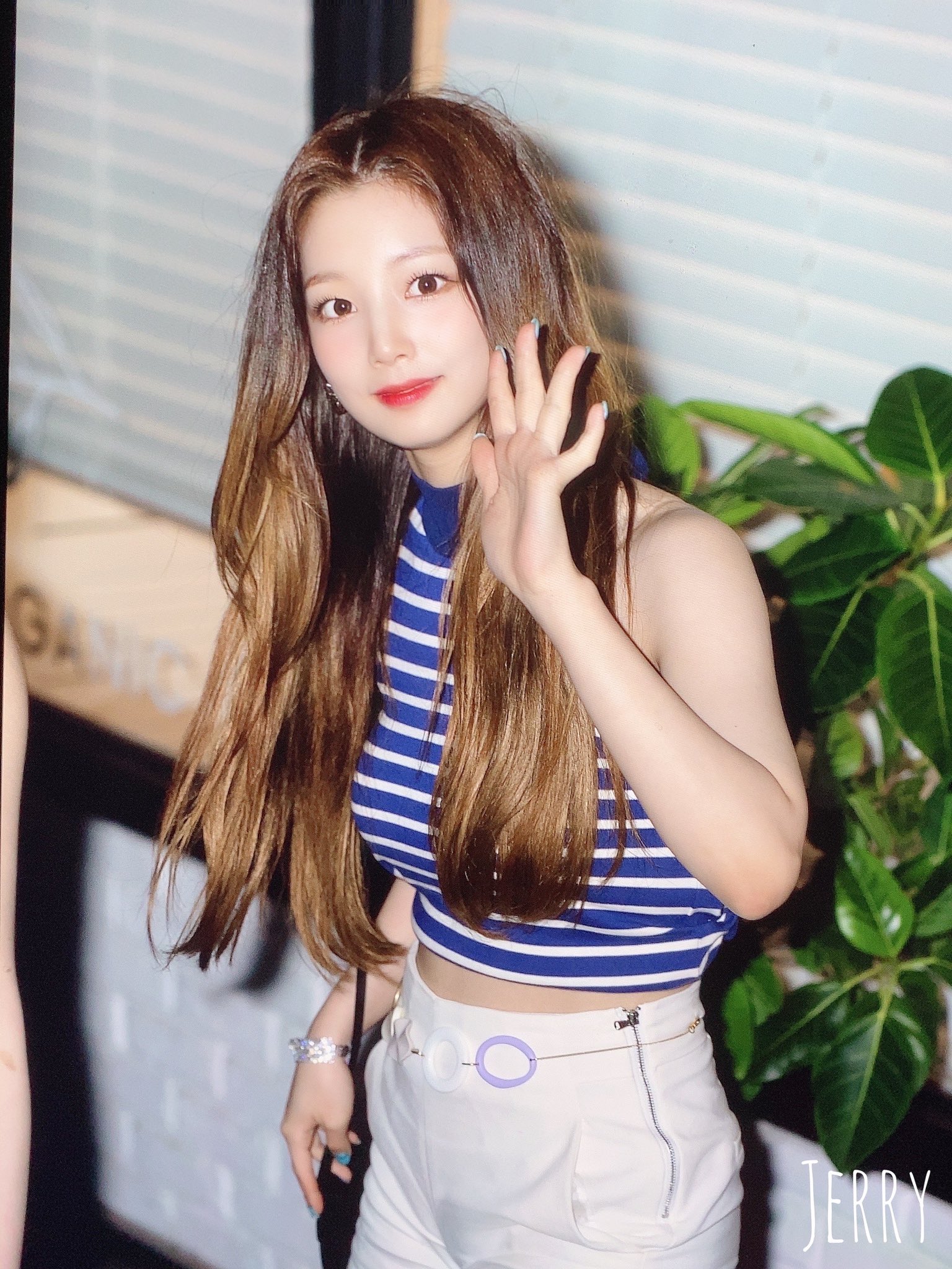 Sailor Yeonhee | Scrolller