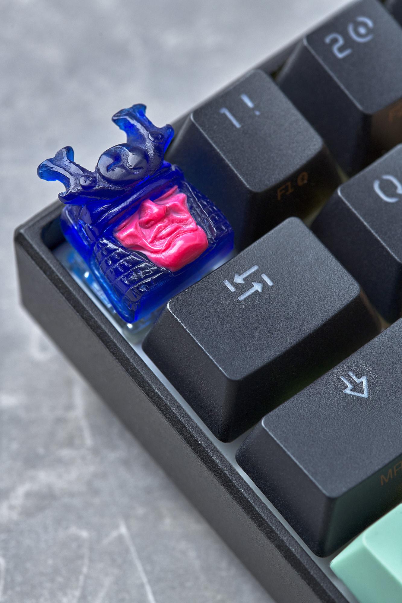 Samurai keycap | Scrolller