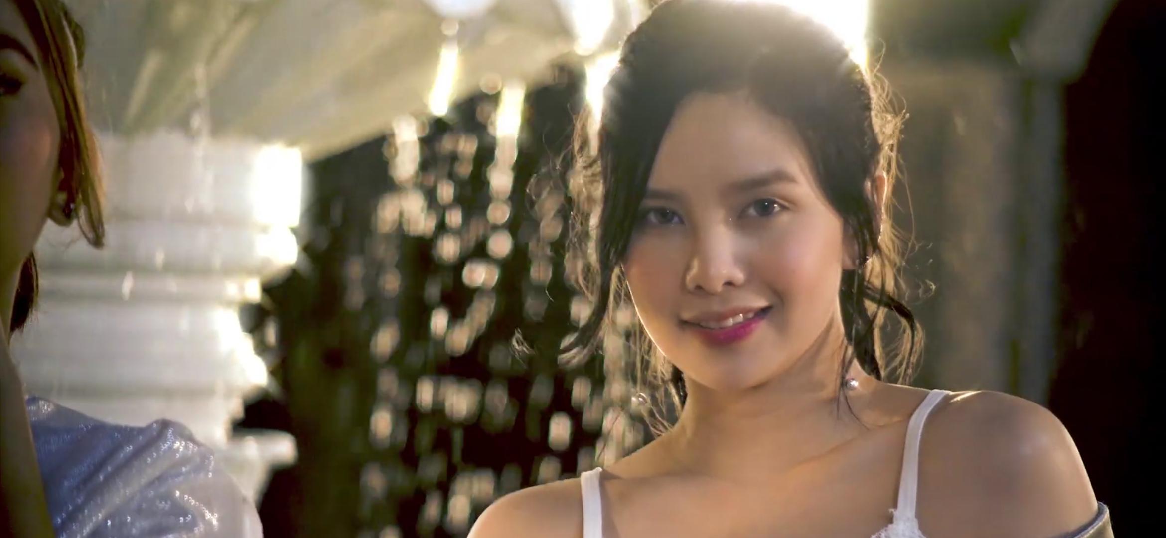 San-oshi this time cause she's the 6th single center! | Scrolller