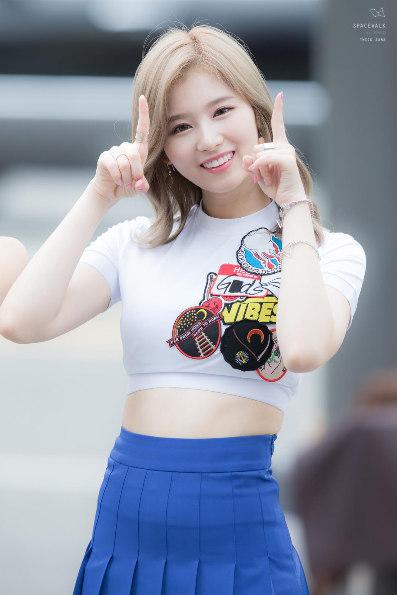 Sana | Scrolller