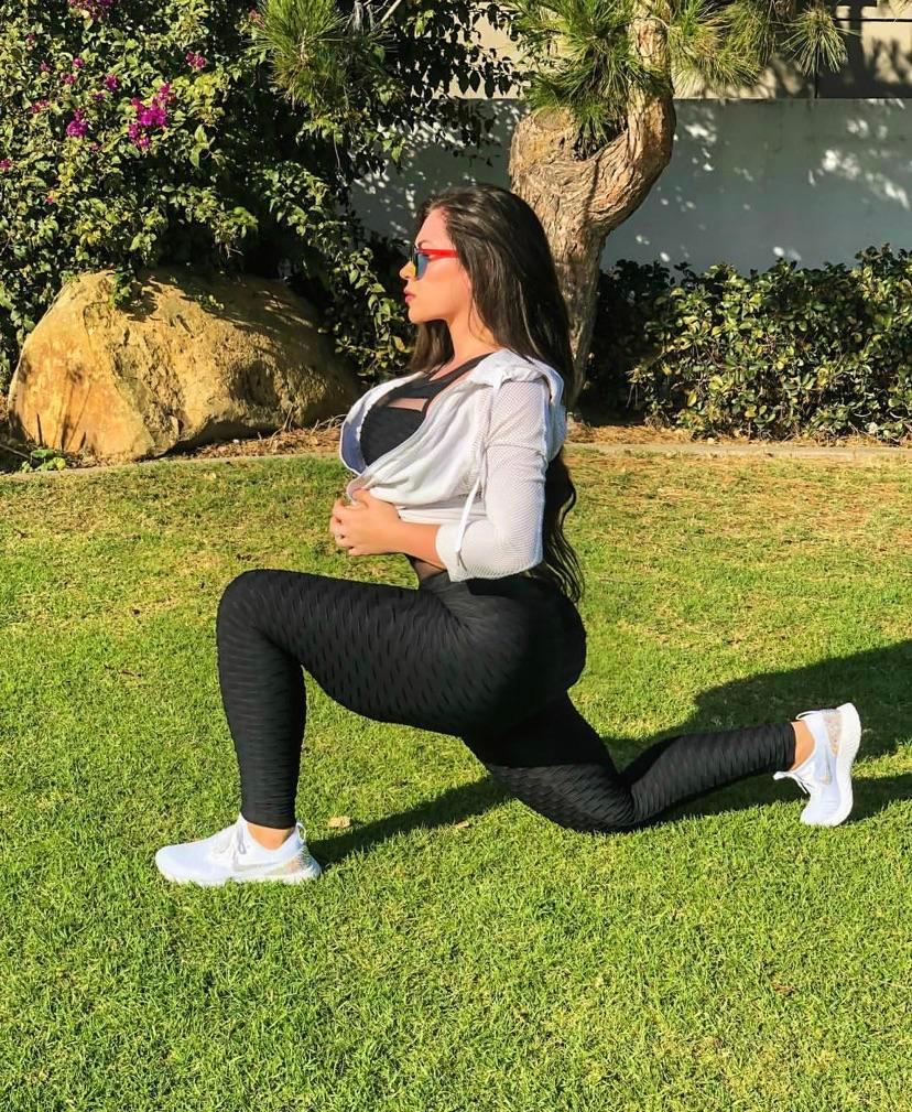 Saturday Lunge | Scrolller