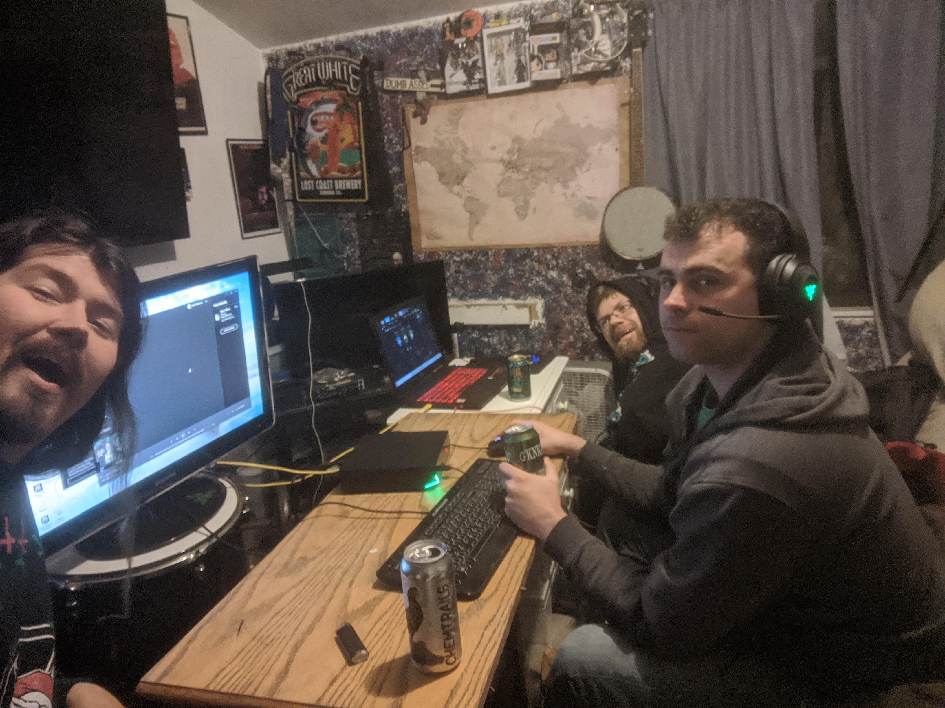 Saturday night lan | Scrolller