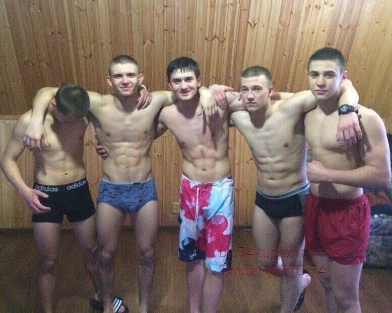 Sauna lads. | Scrolller