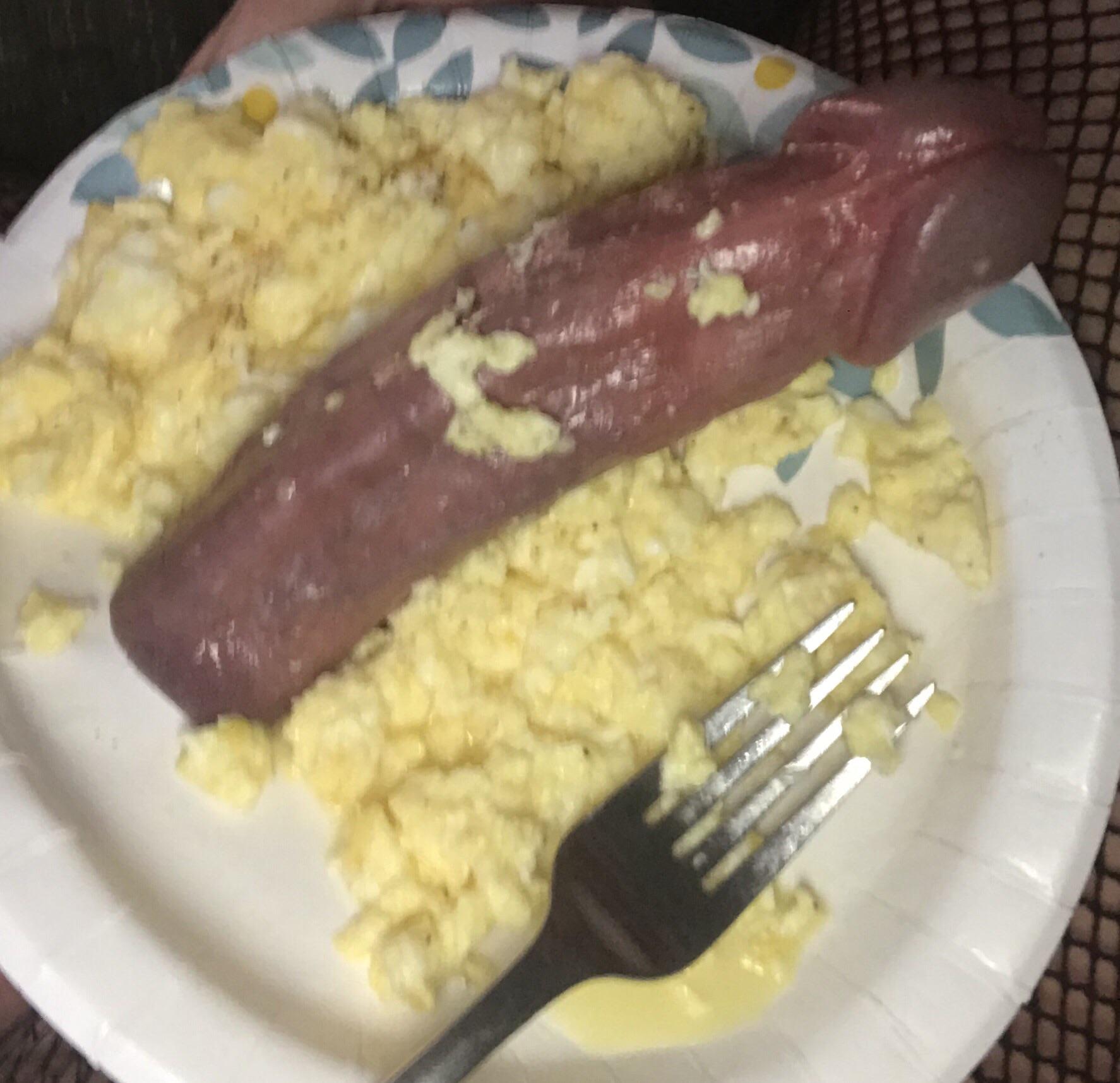 Sausage and eggs | Scrolller