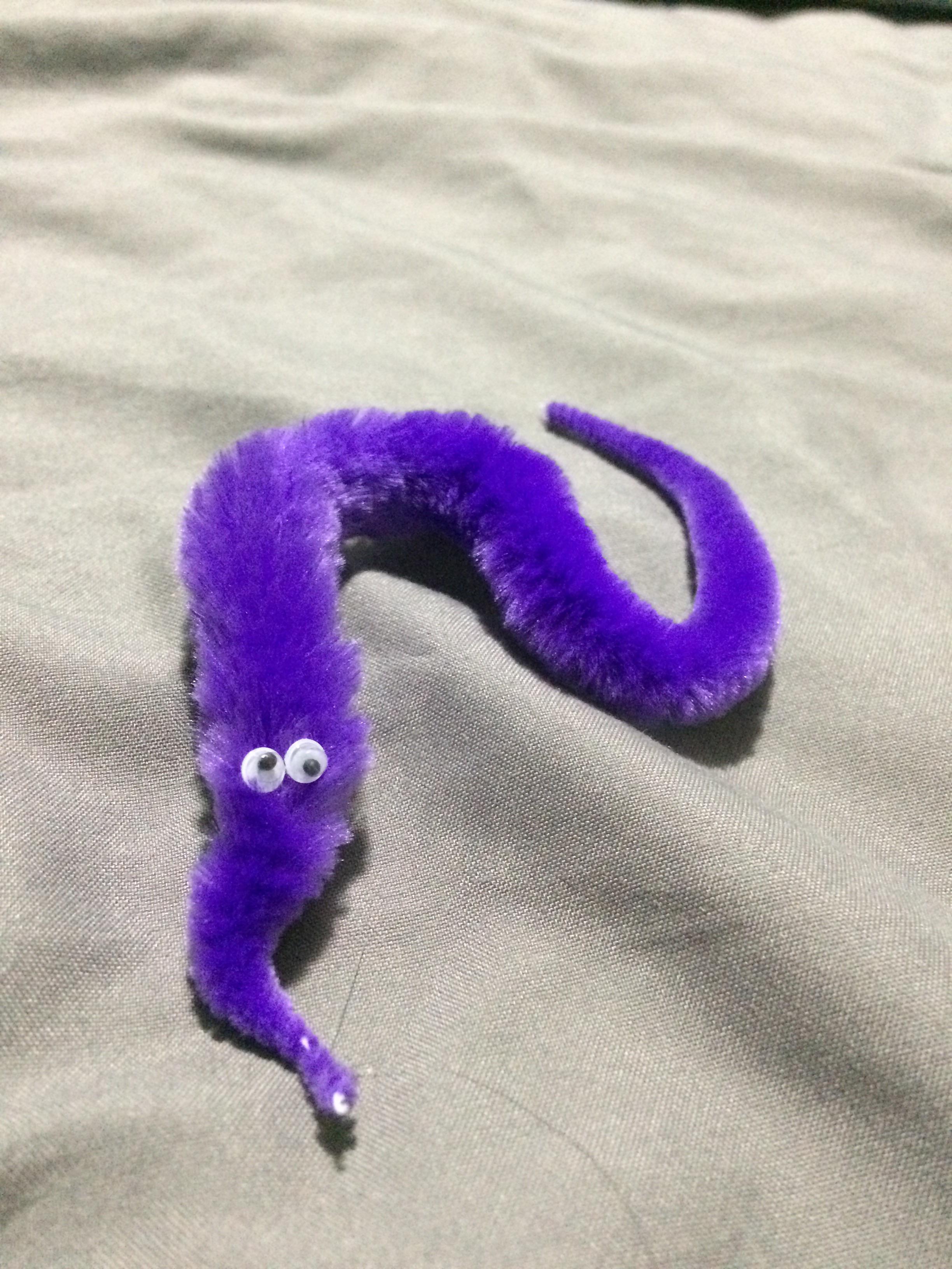 Saxophone, my perfect little worm | Scrolller