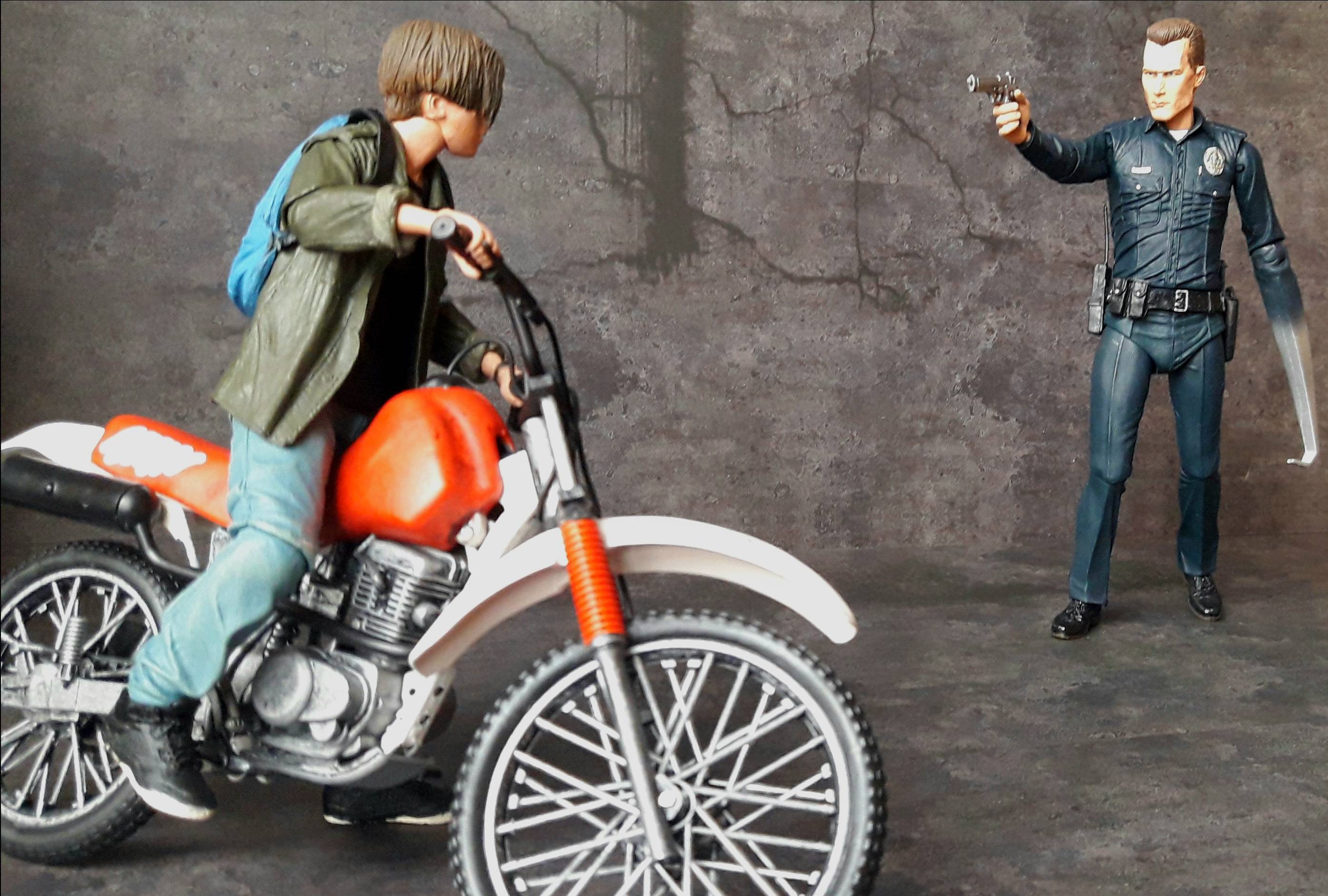 Say, that's a nice bike... | Scrolller