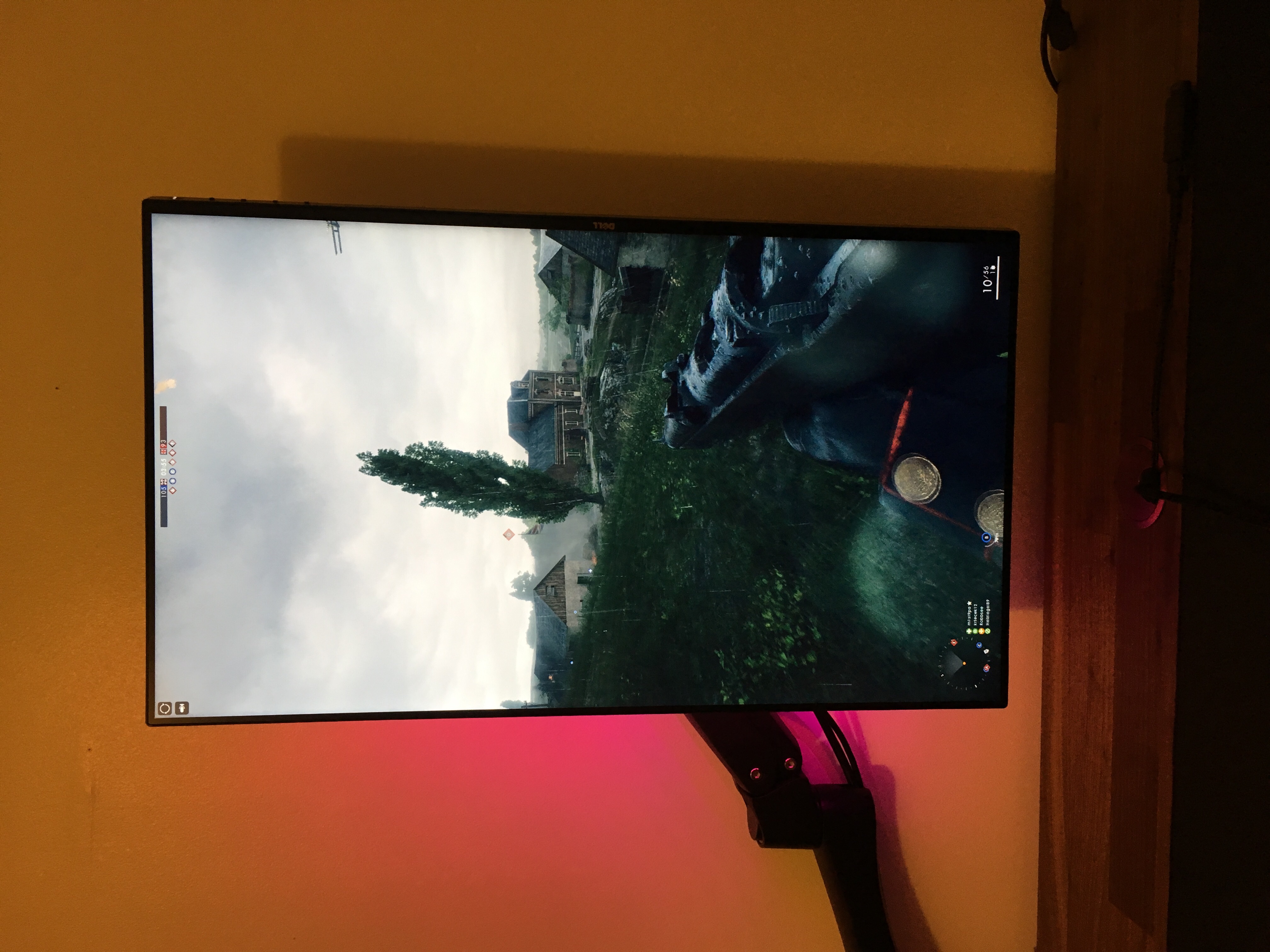 Screw Ultrawide, i'm all about the Ultratall master race 😂 | Scrolller