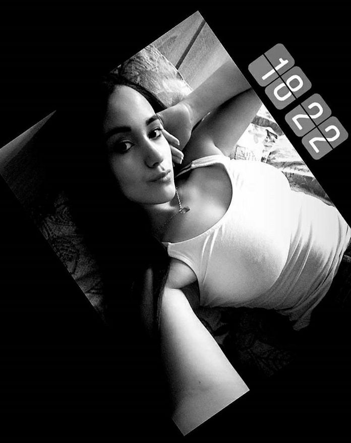 See through | Scrolller