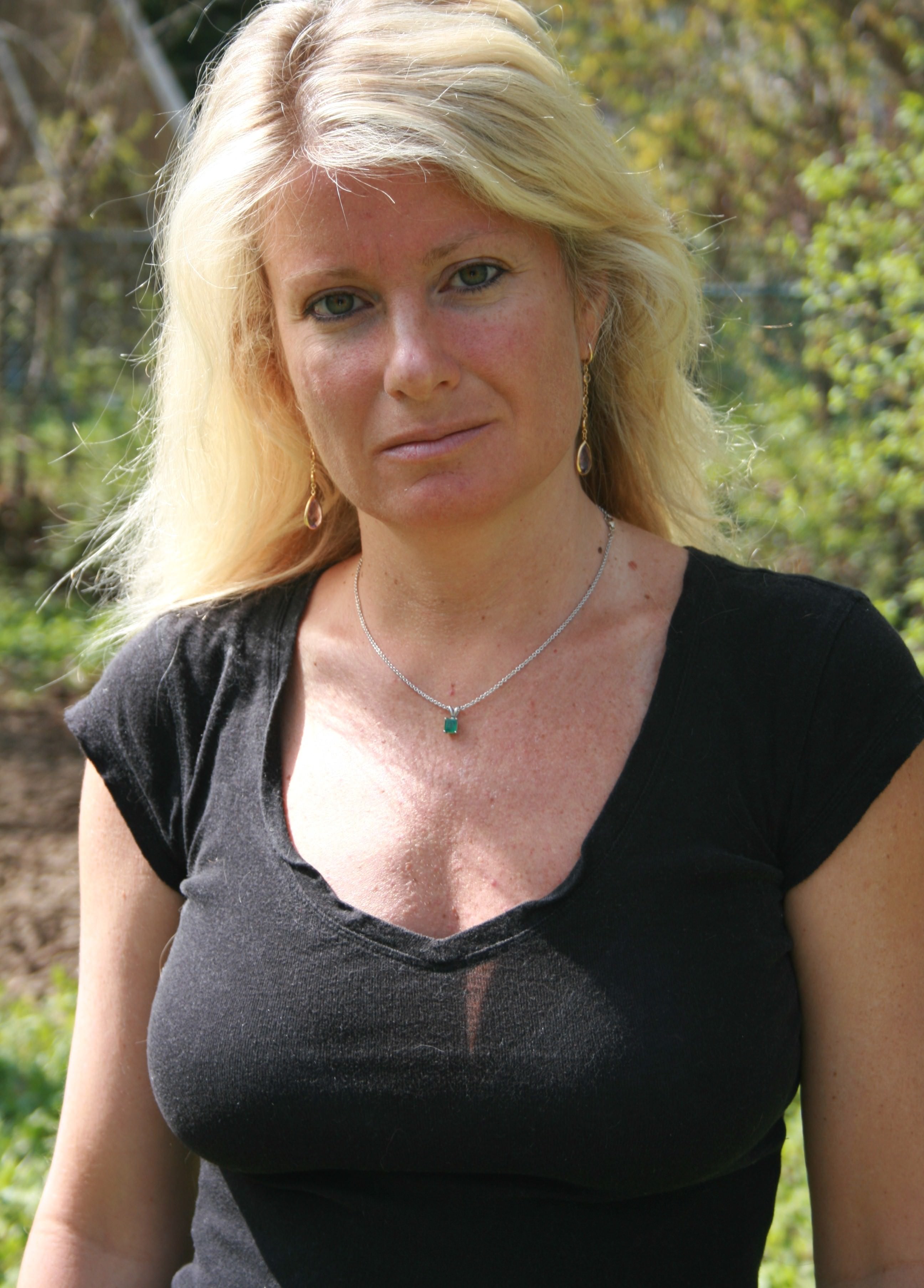 See-thru lines | Scrolller