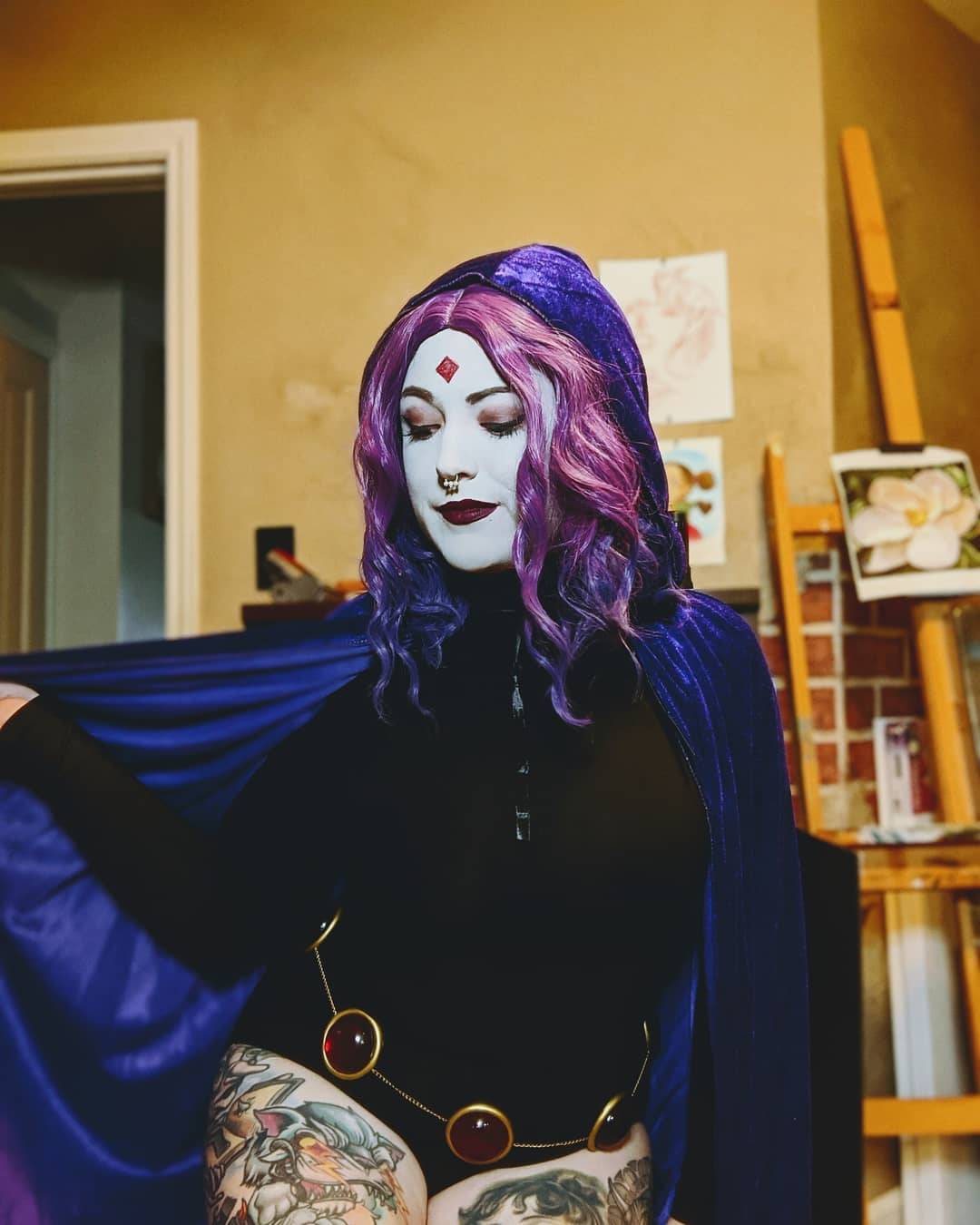 [self] here's a shot of my Raven from Teen Titans cosplay. | Scrolller