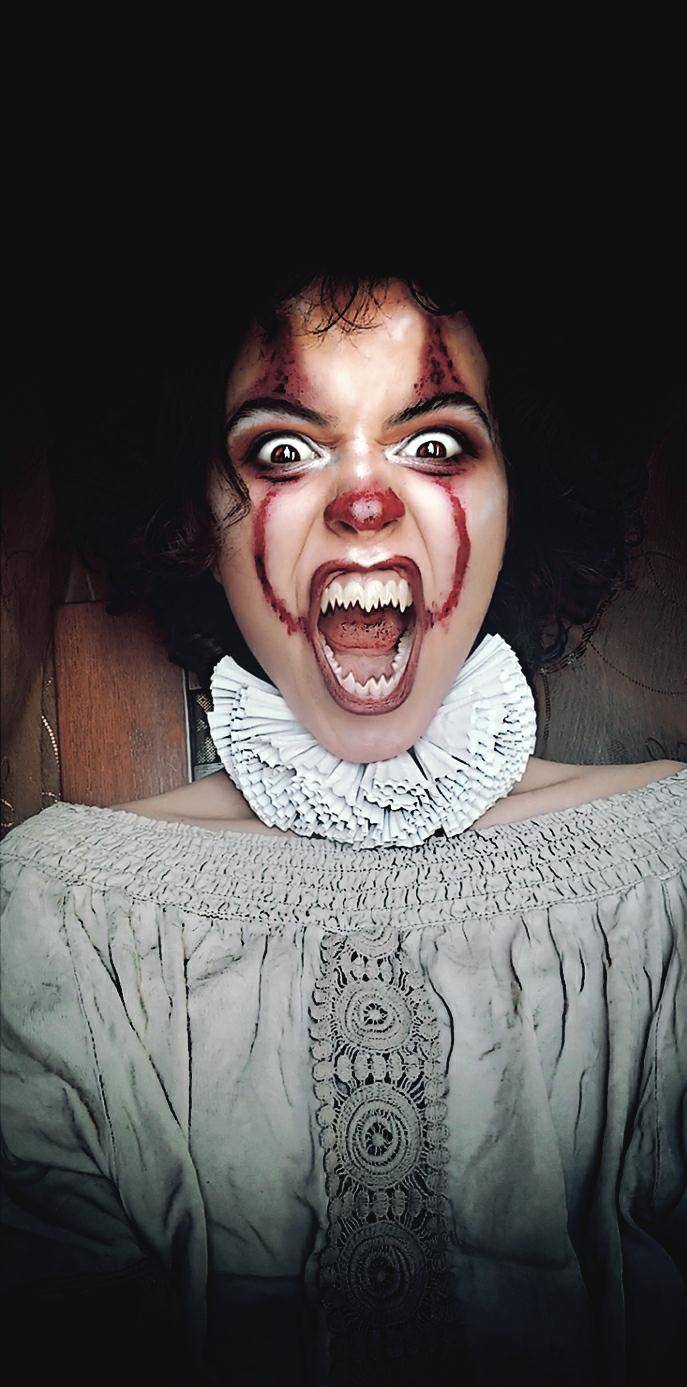 [self] I didn't want a simple smile! Pennywise. | Scrolller