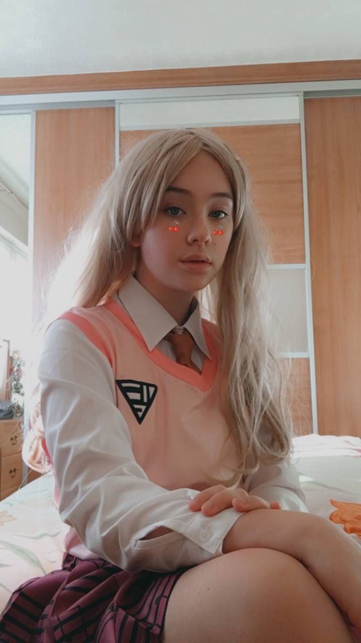 [SELF] Kaede :D | Scrolller