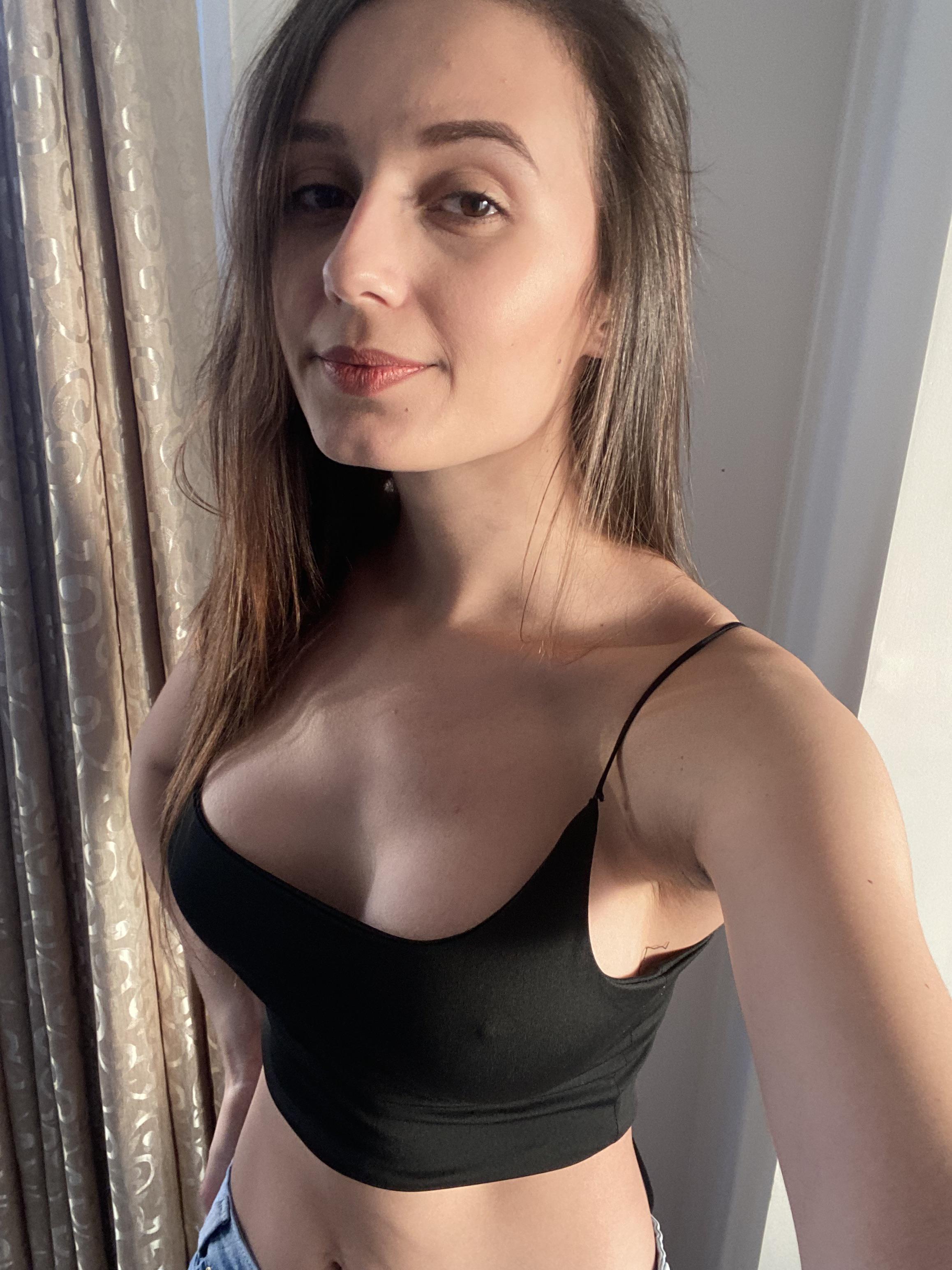 Does my work from home count, too?😣 [F] | Scrolller