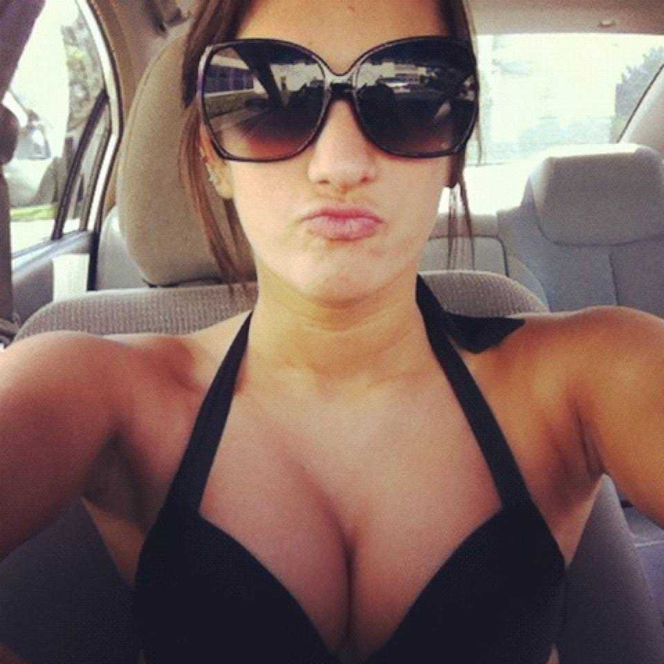 Selfie in the car | Scrolller