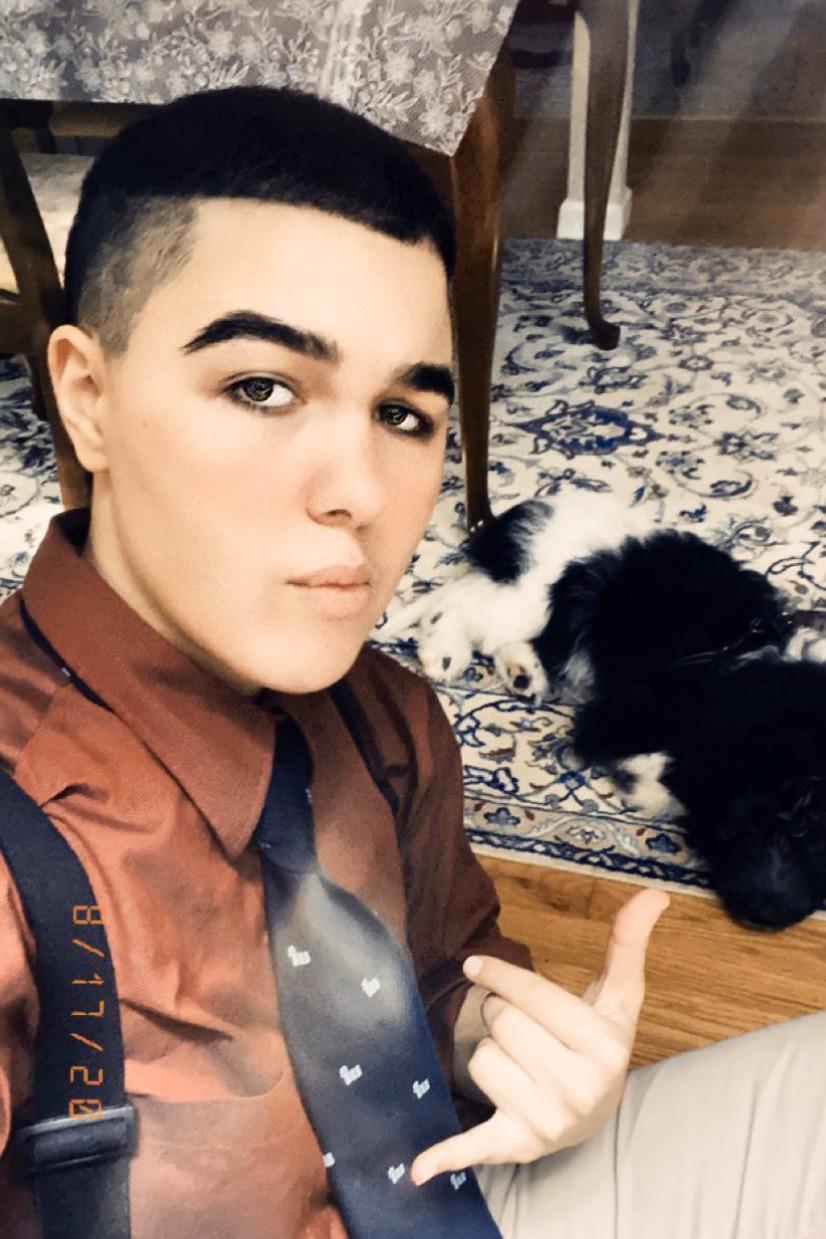 Selfie with my son 🖤🖤 | Scrolller