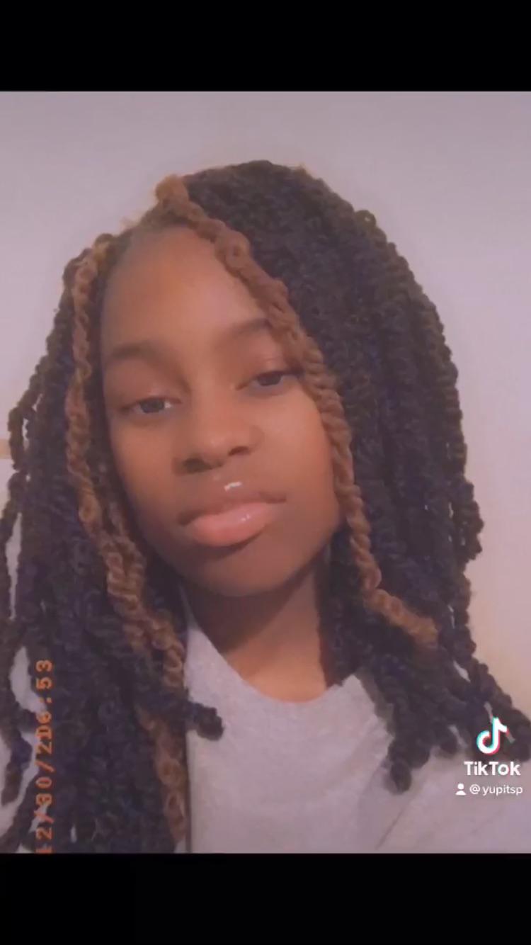 Sendin 20$ to whoever can give this picture the biggest cum tribute (no small loads) | Scrolller