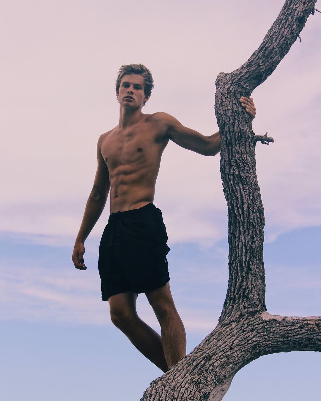 Seth Jordan | Scrolller