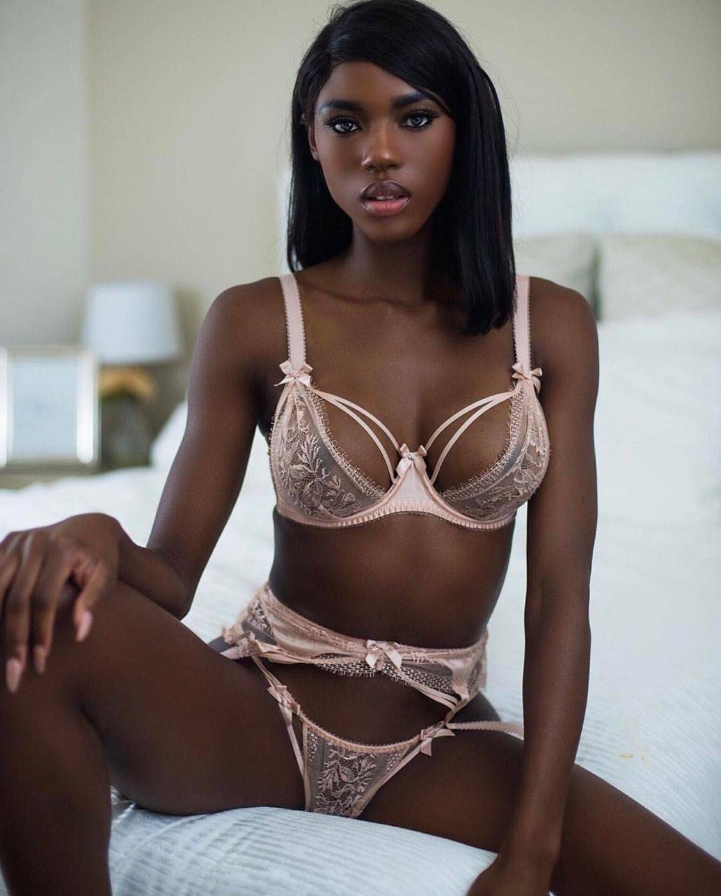 Sexy and Elegant Lingerie | Scrolller