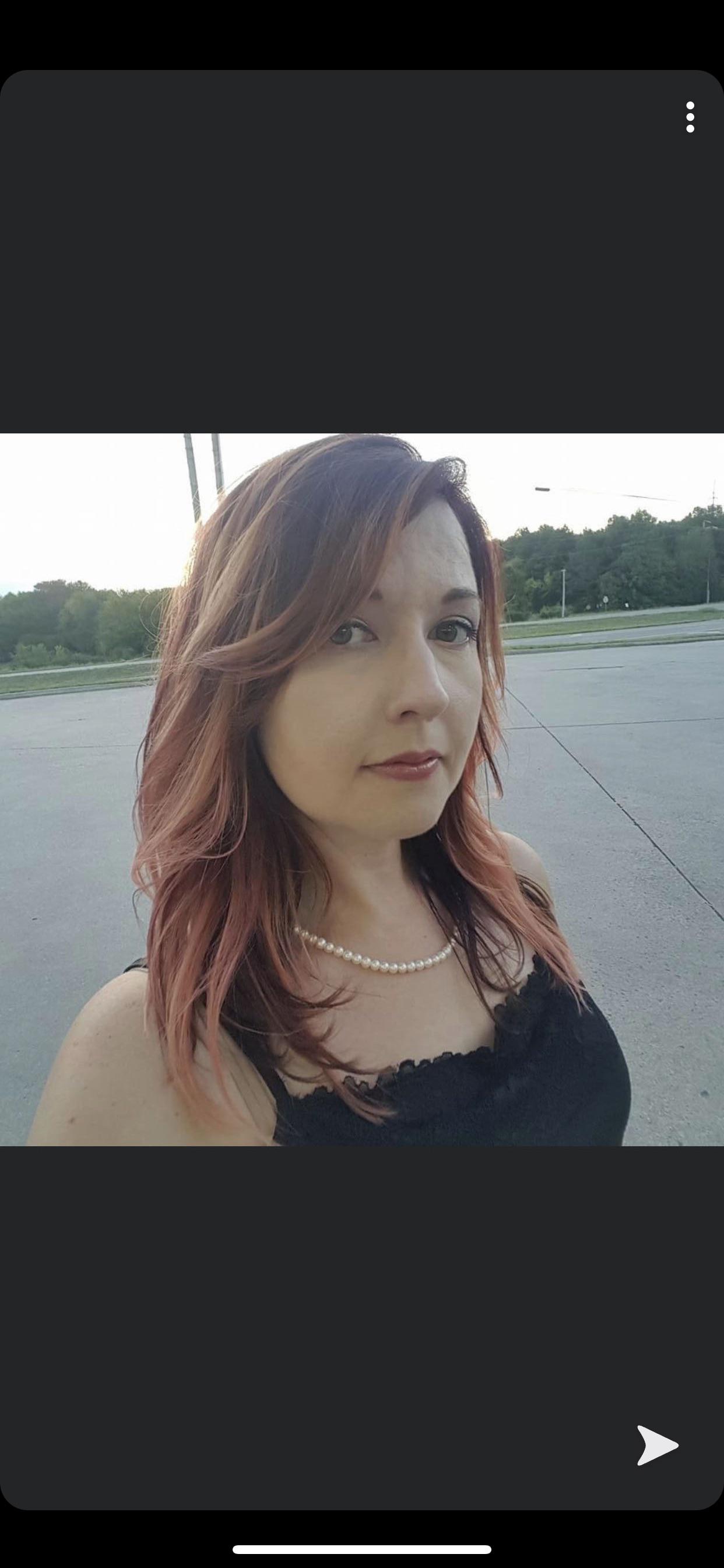 Sexy aunt | Scrolller