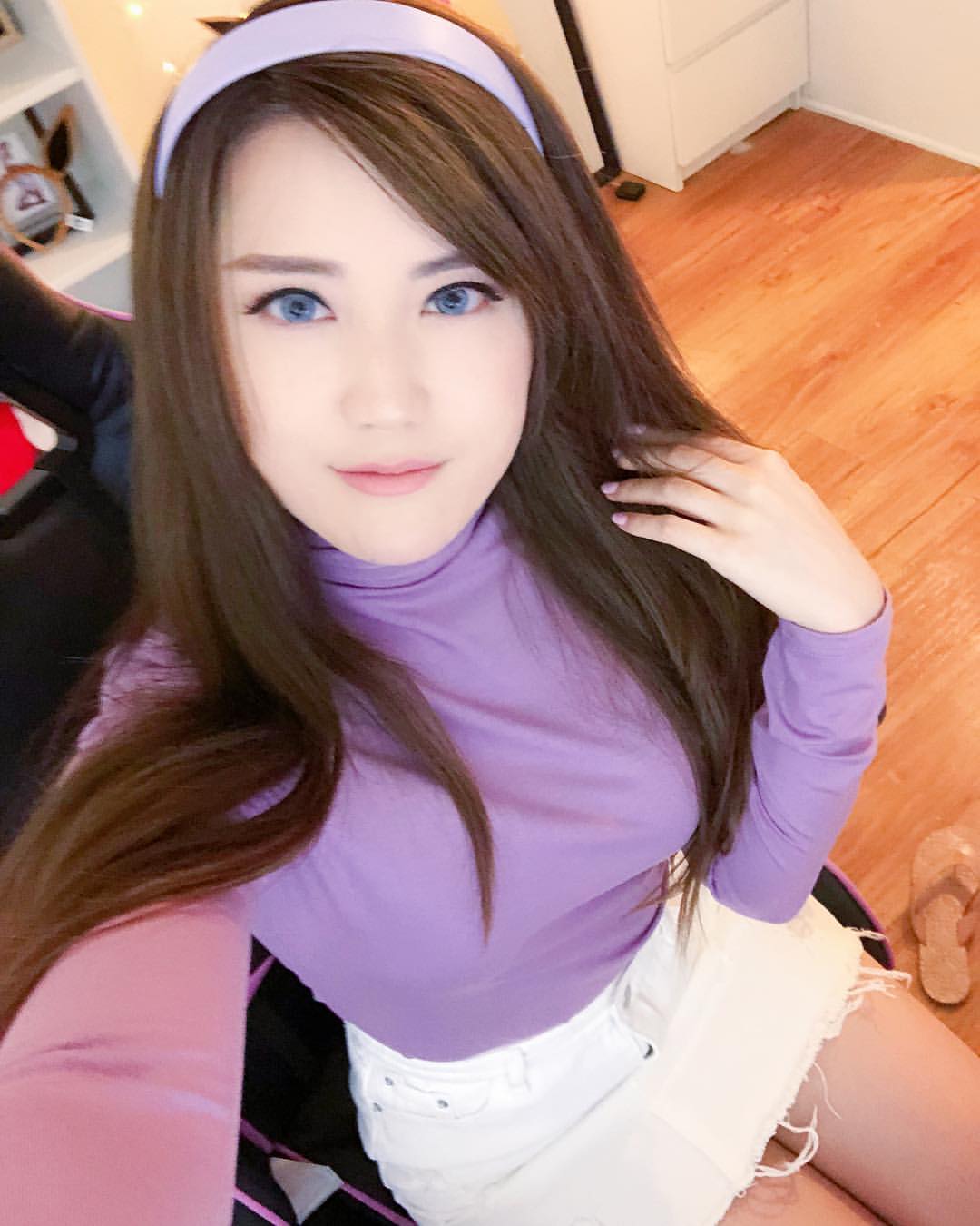 Sexy cosplay | Scrolller