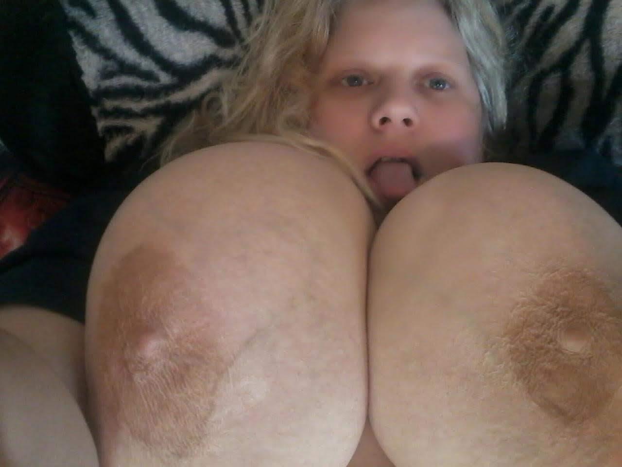 Sexy Neighbor Scrolller