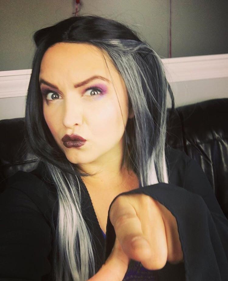 Sexy witch look | Scrolller