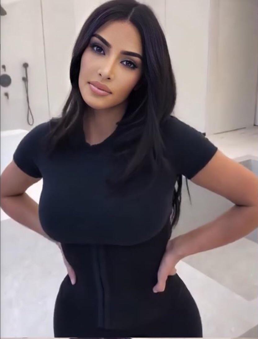 Sexyness🤤 | Scrolller