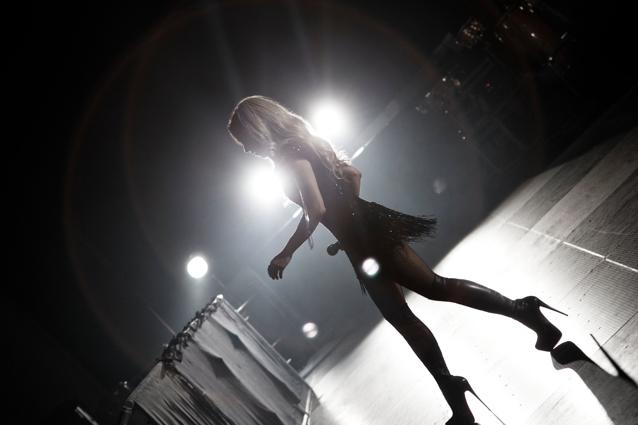 Shakira Scrolller