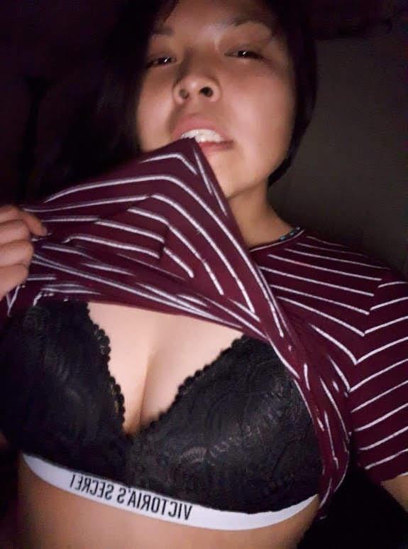 She cute 😍 | Scrolller