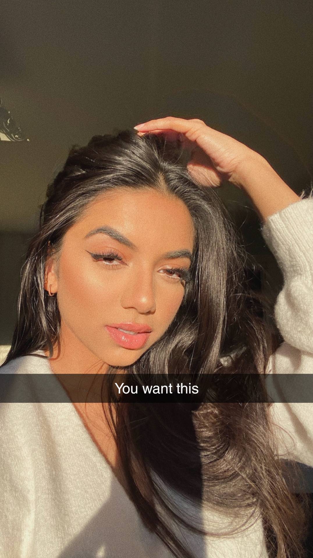 She fucking knows i do. PM. | Scrolller