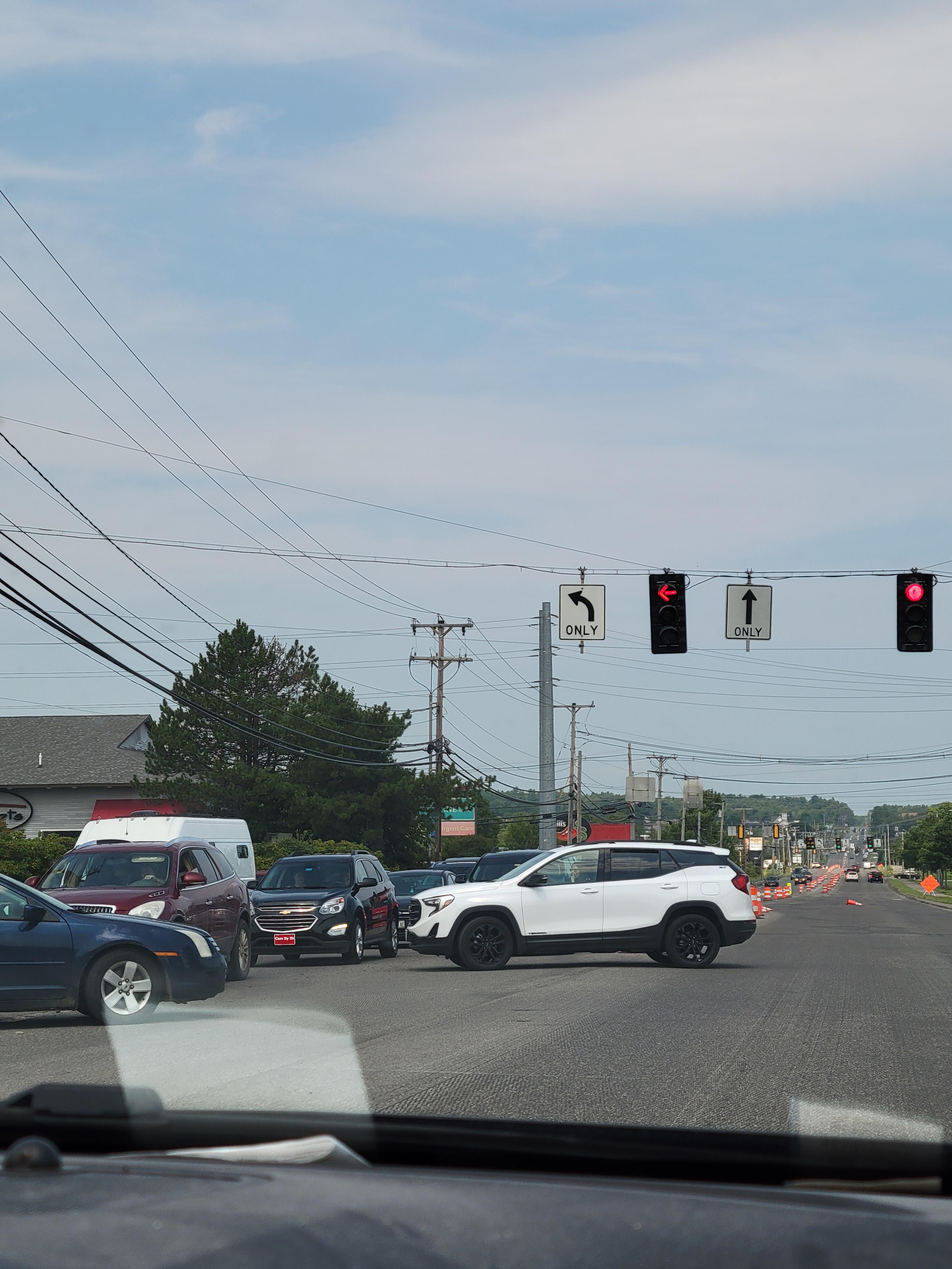 She got stuck lol | Scrolller