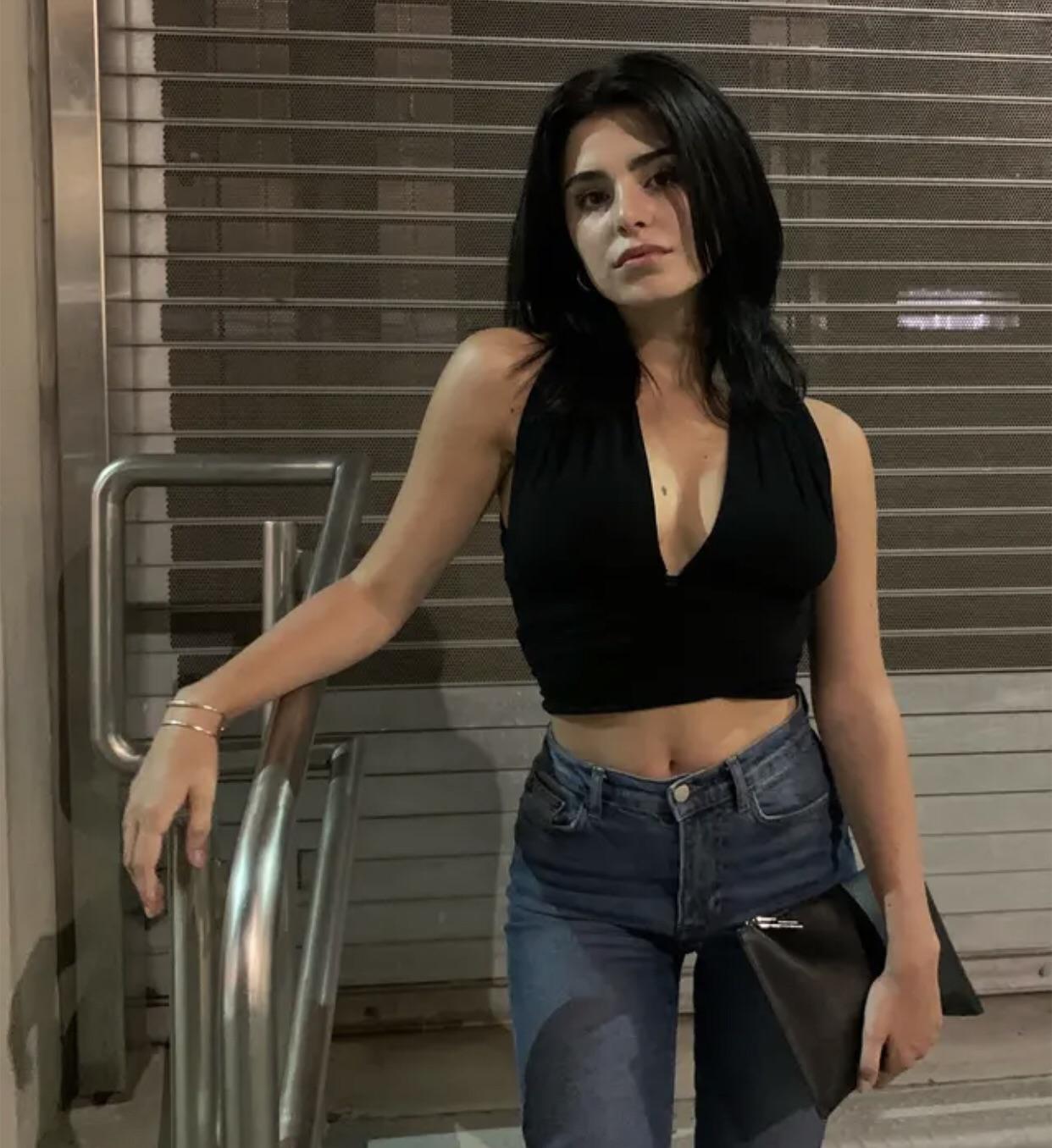 She looks great | Scrolller